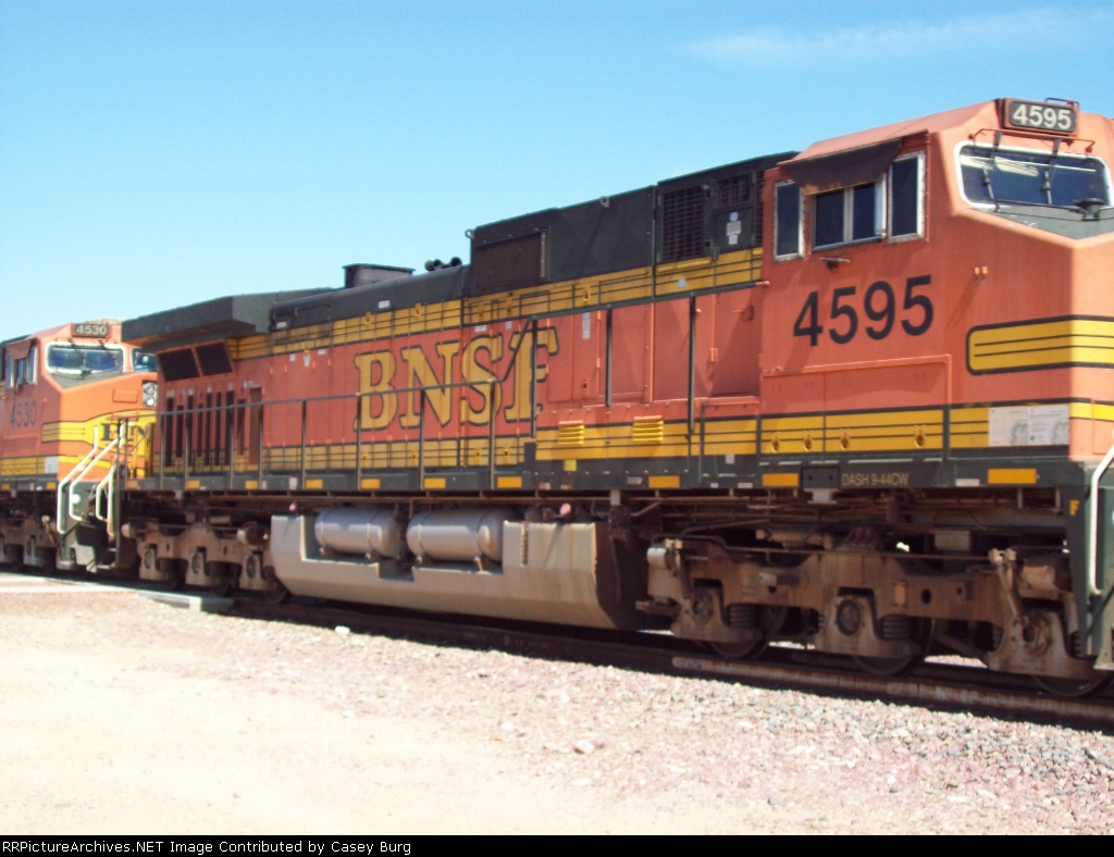 BNSF 4595